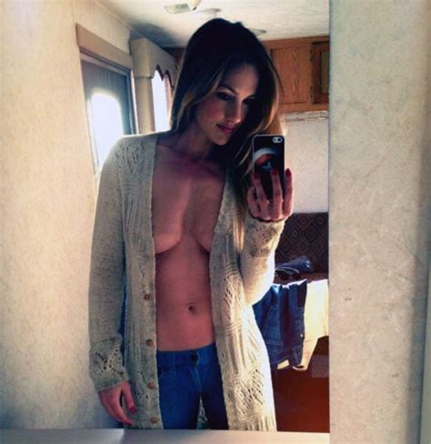 Minka Kelly Nude And Sexy Pics And Porn Video And Naked Scenes