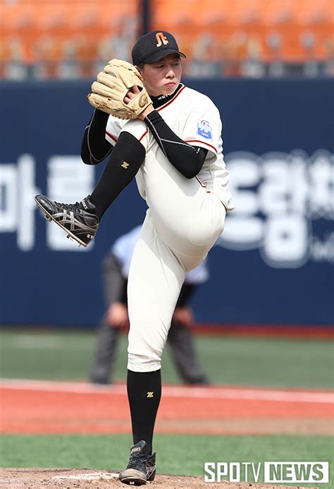 포토S 임서준 힘찬 와인드업