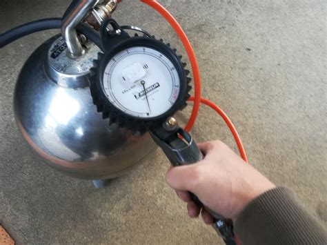 √画像をダウンロード 車 空気圧 入れ方 ガソリンスタンド 854748