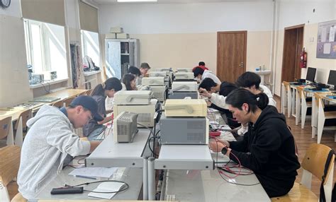 Монгол Улсын Гавьяат Багш профессор Э Дамдинсүрэнгийн нэрэмжит… Монгол Улсын Их Сургууль