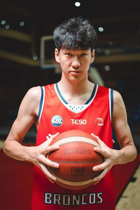 Харьцуулалт А Азбаярын аав Компьютер томографийн шинжилгээний хариу гараагүй байна Өнөөдөр