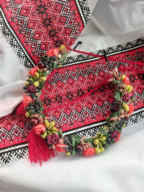 Вінок в українському стилі — ціна 200 грн у каталозі Інші аксесуари Купити аксесуари за