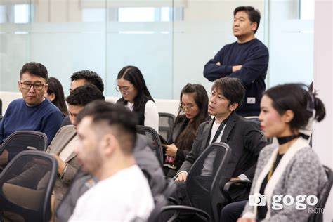 Мэдээллийн технологийн чиглэлээр бизнесээ эхлүүлсэн Monja гийн залуус ажлаа тайлагналаа