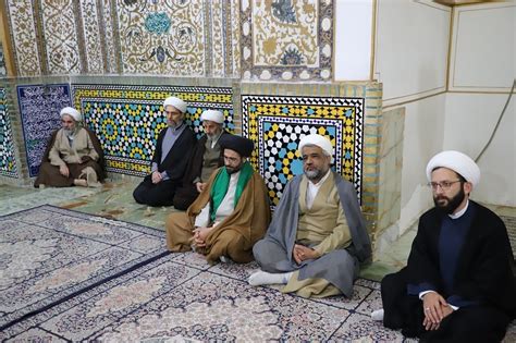 Whc تصاویر زیارت مرقد علامه مجلسی و بانو مجتهده امین در اصفهان از