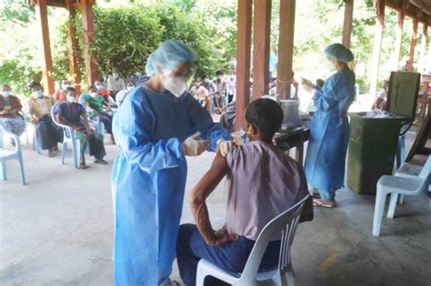 ငါန်းဇွန်မြို့နယ်တွင် ကိုဗစ် ၁၉ ရောဂါ ကာကွယ်ဆေး ပထမအကြိမ် ဆက်လက်ထိုးနှံပေး Information And