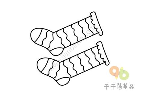 长筒袜子简笔画教程 穿搭