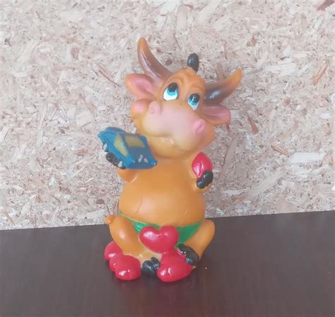 Статуетка бичок — цена 140 грн в каталоге Статуэтки Купить товары для