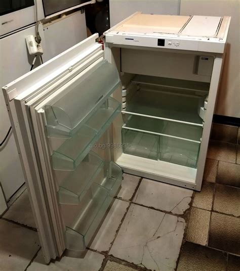 Малък хладилник с камера Liebherr Хладилник Liebherr Бял Хладилници Фризери Бургас Ра