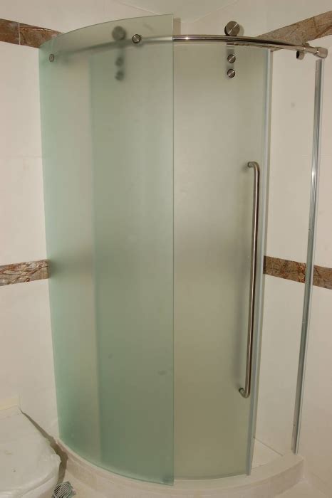 Душ кабини стъклени душ кабини душ кабини с летящи врати плъзгащи се душ кабини душ кабини