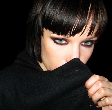 Crystal Castles Symbol Alice Glass Photoshoot Face Film Girls