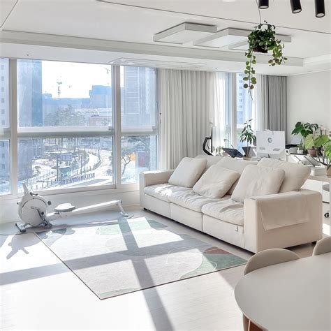 홈오피스를 담은 우리집 플랜테리어로 생기 더하기🌿 라이프스타일 슈퍼앱 오늘의집