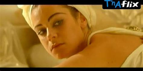 Monica Bellucci Butt Breasts Scene In Asterix And Obelix Mission Cleopatre