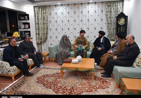 دیدار نماینده ولی فقیه در کردستان با خانواد شهید امان اللهیتصاویر