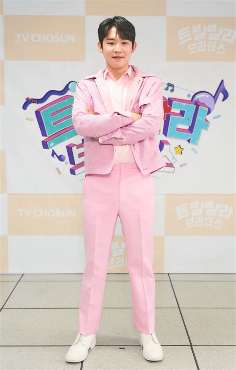 오마이포토 트랄랄라 브라더스 진욱 우주만화 실크미성