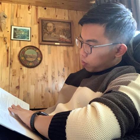 Nguyễn Tuấn Bình Ntu Binh • Threads Say More