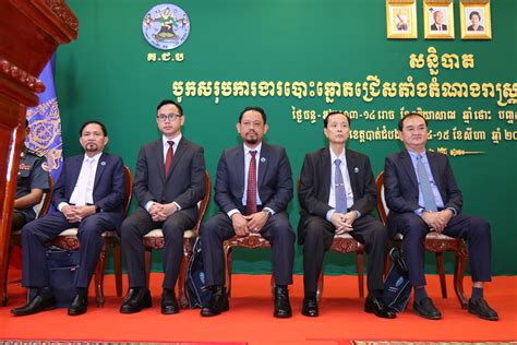 រូបភាពសកម្មភាព ឯកឧត្ដម នុត សុខុម