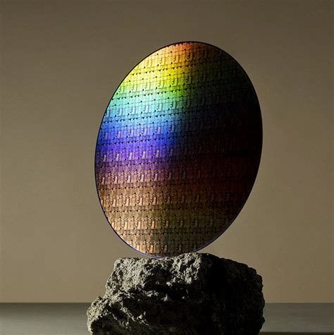 Ibm And Samsung Unveil Semiconductor Breakthrough That Defies