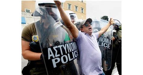 Законът за пенсиите в Гърция мина с гняв