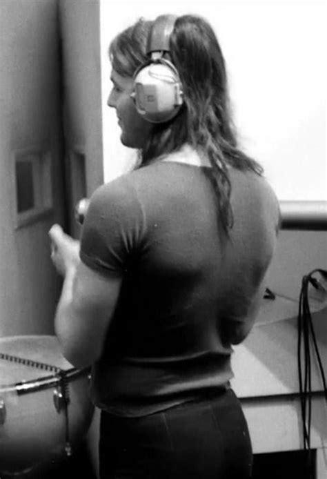 Do You Guys Think Hes Hot Rpinkfloydcirclejerk