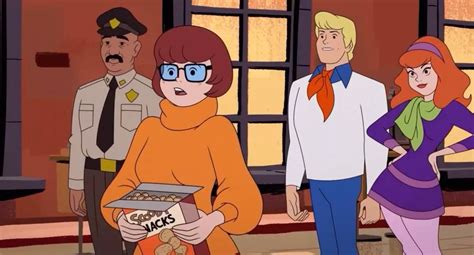 Scooby Doo S Velma Confirmed As Gay As She Gets Female Love Interest In New Movie The Mirror