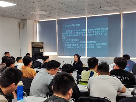 学练结合，熟能生巧 自动化系开展《机器人操作与编程实训》课程实训 普通本科高校西安外事学院 工学院【咨询电话：029 88513888】