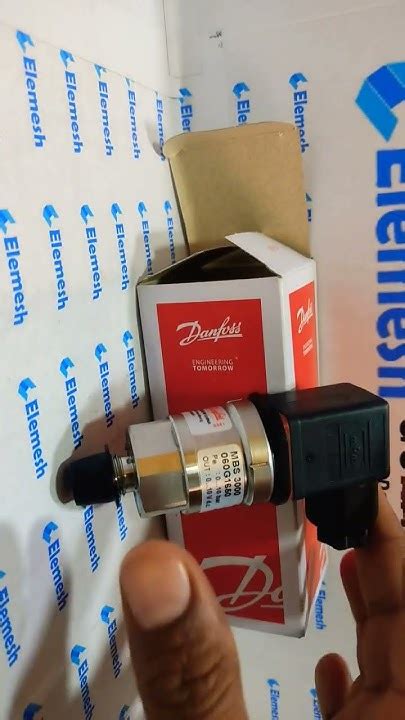 Danfoss Pressure Transducer 060g1650 0 10v Output Youtube