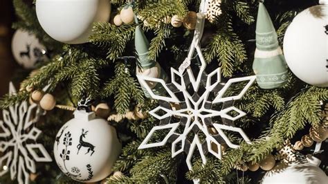 Header Background Fade On Scroll Parallax Effects Using Html Css And Javascript