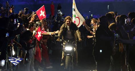 پایان المپیک ۲۰۲۴ پاریس؛ پرچم بازی‌ها با هنرنمایی تام کروز، به لس‌آنجلس