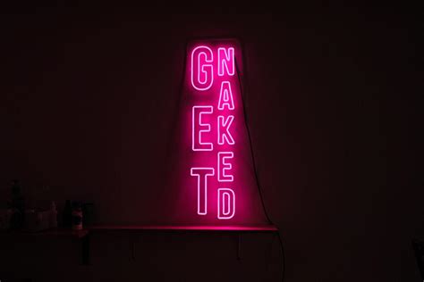 Get naked Неоновые вывески FLIX NEON