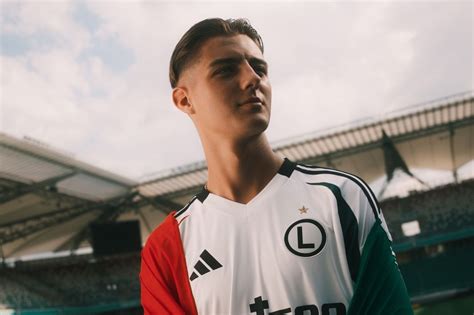 Tyle Kacper Urbański Ma Zarabiać W Legii Warszawa Lukratywna Oferta