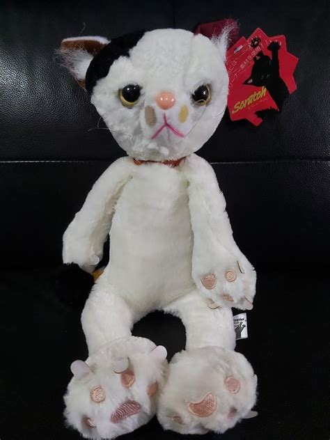 Tamiho Maita Scratch Cat Plush Toy Hobbies And Toys Toys And Games On Carousell
