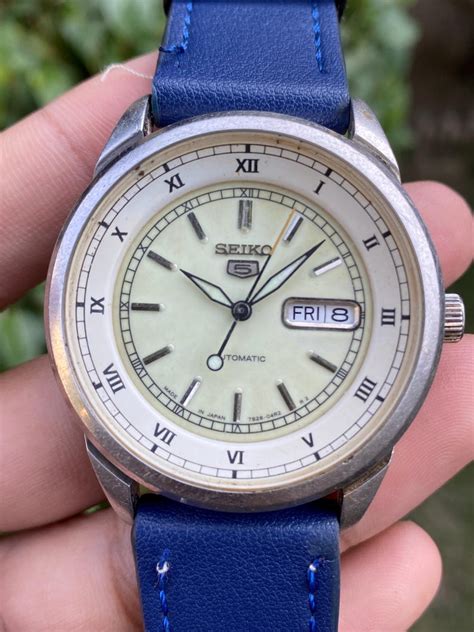 Vintage 1990s Seiko 5 Automatic Big Size Roman Numerals 7s26 Daydate