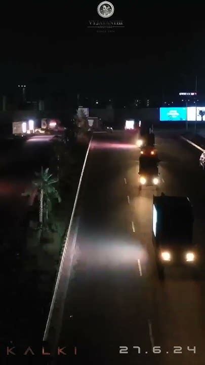 ఇదెక్కడి మాస్ ప్రమోషన్స్ రా మావా 🤯🔥💥 Yes9tv Kalki2898ad Prabhas Nagaswin Deepikapadukone