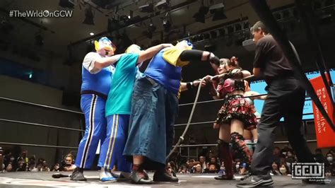 Three Get Rope Burns To The Balls Rwrestlingballbusts