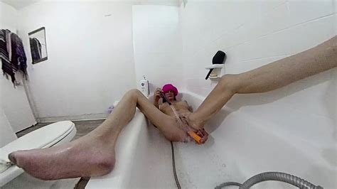 Lizzy Yum Sd Maggio 2025 Masturbazione Dilatando Il Bagno Amatoriale Al