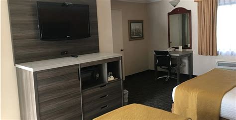 Arbor Inn Monterey Best Hotel In Monterey Ca