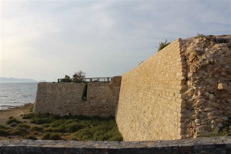 Walk Around The Venetian Fort Walls Visit Heraklion