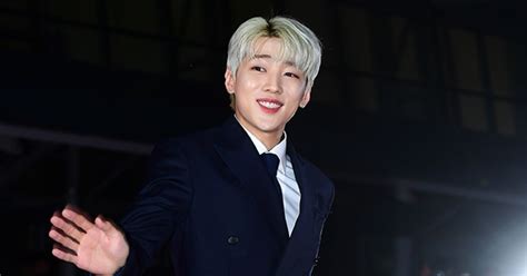 St포토 박재찬 과즙미 터지는 미소