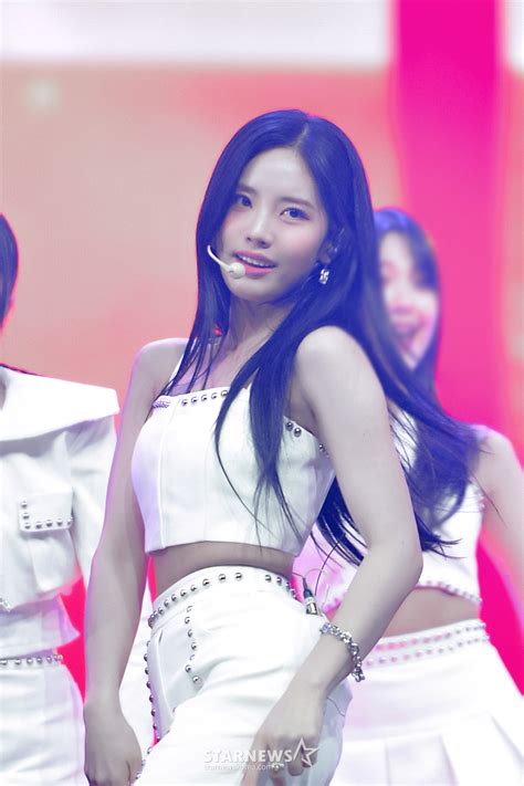 프로미스나인 박지원 미소 휘날리며[★포토] 스타뉴스