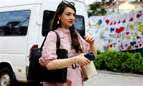 Лена Бориславова чака момиче ᐉ Новини Tribune Bg