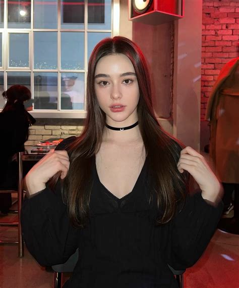 Dasha Taran R Sexywomanoftheday