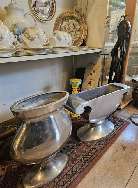 ჰოლანდიური ავეჯი უზნაძეზე ჰოლანდიური ავეჯი უზნაძეზე