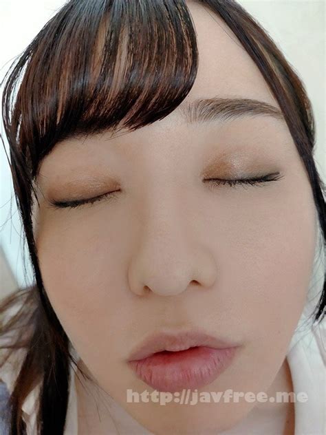 [kiwvr 197] 【vr】【ヤリマン数珠つなぎ】「あなたより極エロなヤリマン紹介してくれませんか？」セフレの友達はエロいのか！紹介してもらった【黒髪ストレートの王道巨乳美少女】と安全日だ