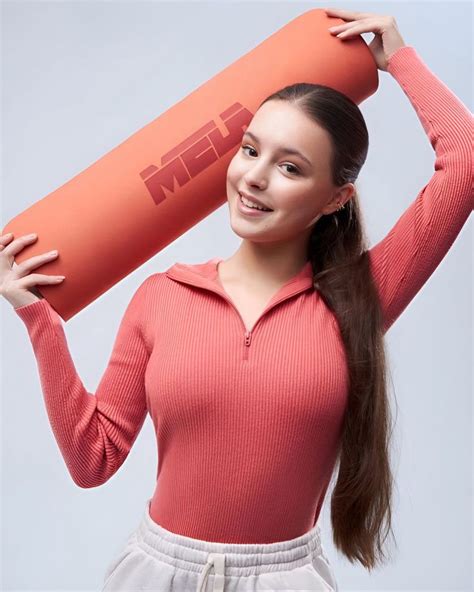 Pin von avensy auf Аня Щербакова