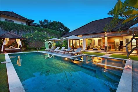 Вилла Raul Семиньяк 4 спальни Район Семиньяк на острове Бали