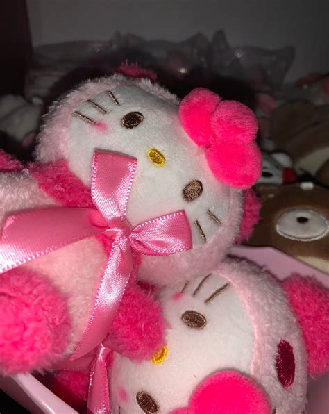 Hello Kitty Pink Plush Hello Kitty Portal