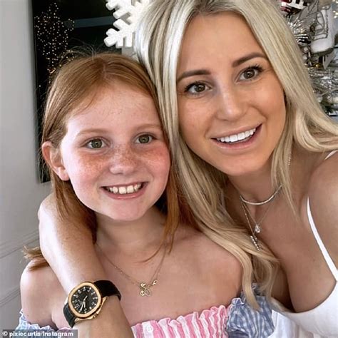 Roxy Jacenko Shows Off How Many Sales Her 11 Year Old Daughter Pixie Is Making Daily Mail Online