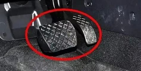 刹车时有顿挫感是怎么回事 有驾
