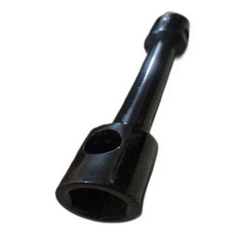 Color Coated GMT G 1620 Wheel Spaner Size 24 X 27inch Lx H At Rs