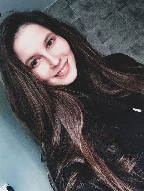 Девушка Пышная прическа Волосы Селфи Фото Идеи фото